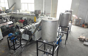 Quality PVC Double Screw Granule Plastic Machine , Hot Cutting Plastic Pelletizer Extruder for sale