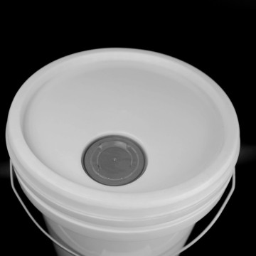 Quality SGS Certification 19L Plastic Five Gallon Buckets With Lids for sale