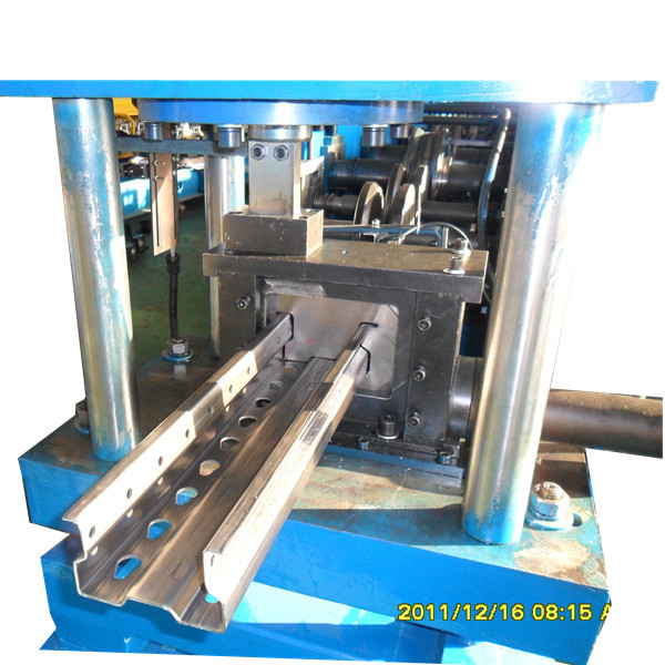 Quality Teardrop Rack Upright Rolling Forming Machine GI 90mm Shaft for sale