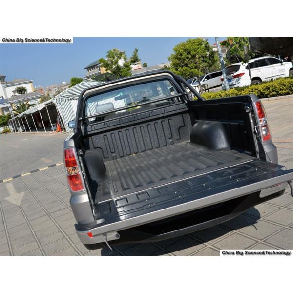 Quality Auto Assembling Diesel Small Pickup Trucks , Economic 4x4 Electric Truck for sale