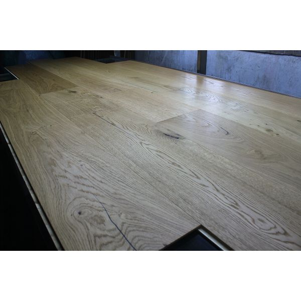 Quality 2200 x 300 x 15/4MM E1 Formaldehyde Emission EF Grade Oak Engineered Wood Flooring for sale
