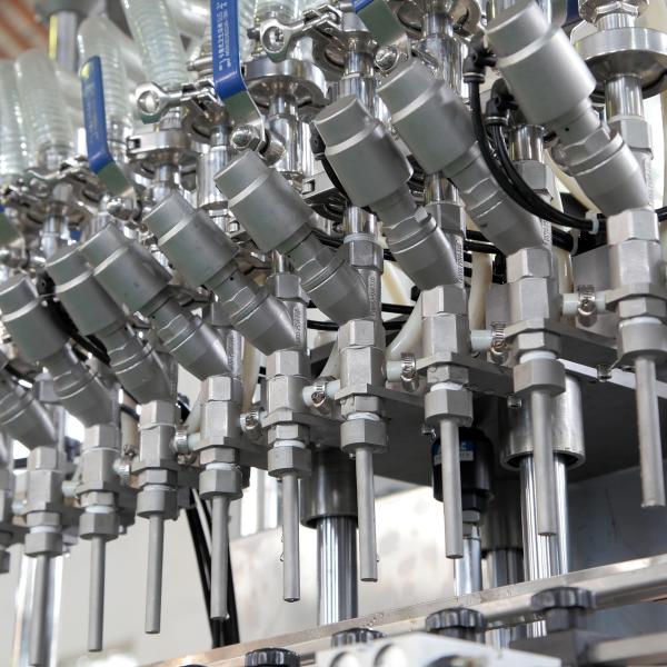 Quality 4.2kw 3000BPH Beverage Filling Equipment With Rinsing Capping for sale