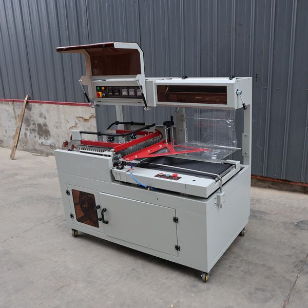 Quality 220V 380V Fully Automatic Heat Shrink Packaging Machine 1.35KW Easy To Operate for sale