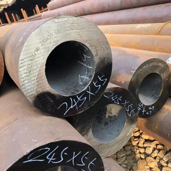 Quality 5.8m 6m Seamless Steel Pipe Black Painted Steel Hydraulic Tubing For Fertilizer for sale