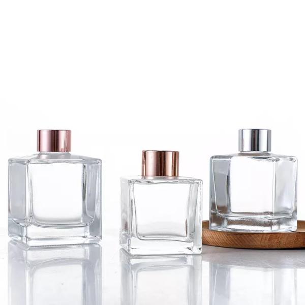 Quality Different Sizes 50ml 100ml 200ml Empty Square Reed Diffuser Glass Bottles With Cork for sale