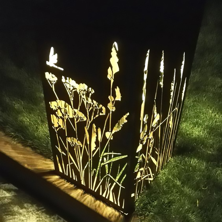 garden bollar light