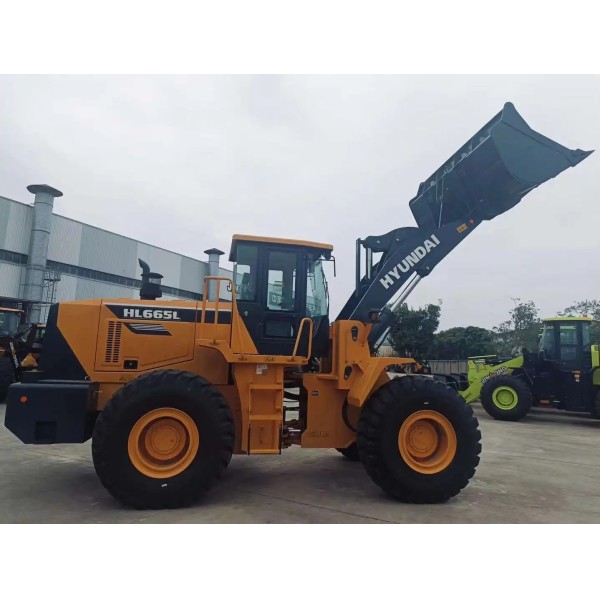 Quality Hyndai High Performance Wheel Loader Hyundai Durable Construction Machinery for sale