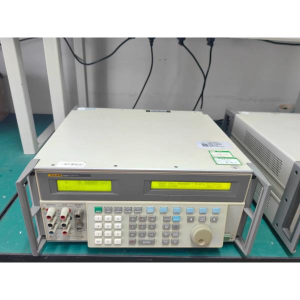 Quality 1020 V / 20 A Multi Product Calibrator Fluke Calibrator 5520a for sale