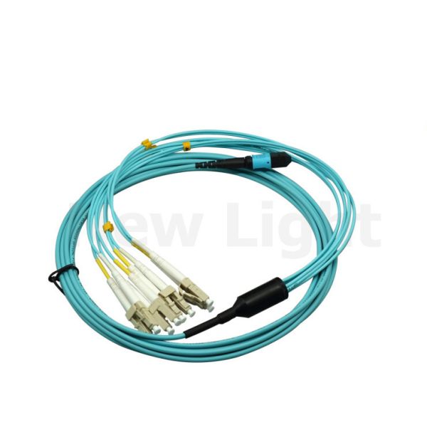 Quality MPO MTP Patch Cord with 8 Core/12 Core Options in Simplex/Duplex for G652D for sale