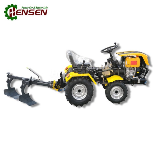 Quality Multifunctional Tractor Mini 4WD Tractor With 2 Tined Plow CE Certification for sale