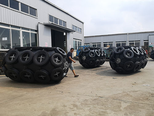 Quality Compressed Air Pneumatic Rubber Fender for sale