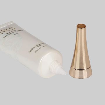 Quality Squeeze Custom Cosmetic Tubes D25mm 20-60ml Plastic Empty Cream Tube With Nozzle for sale