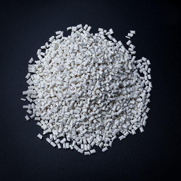 Quality White EP-700AMB25 Low Halogenated Fire Retardants Masterbatch for sale