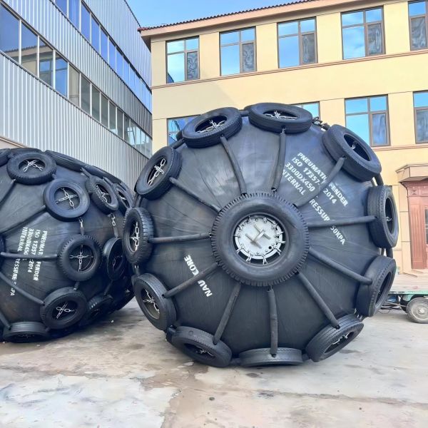 Quality High Quality Pneumatic Rubber Fender For Offshore for sale