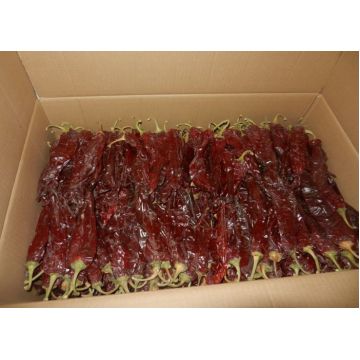 Quality Non Irradiated Mild Dried Red Chilies Stemmed Chili Pods Zero Additive for sale