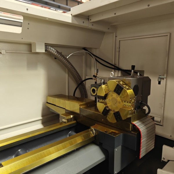 Quality CK6150 CNC Lathe 1000mm: High Precision For Shaft & Disc Part Machining for sale
