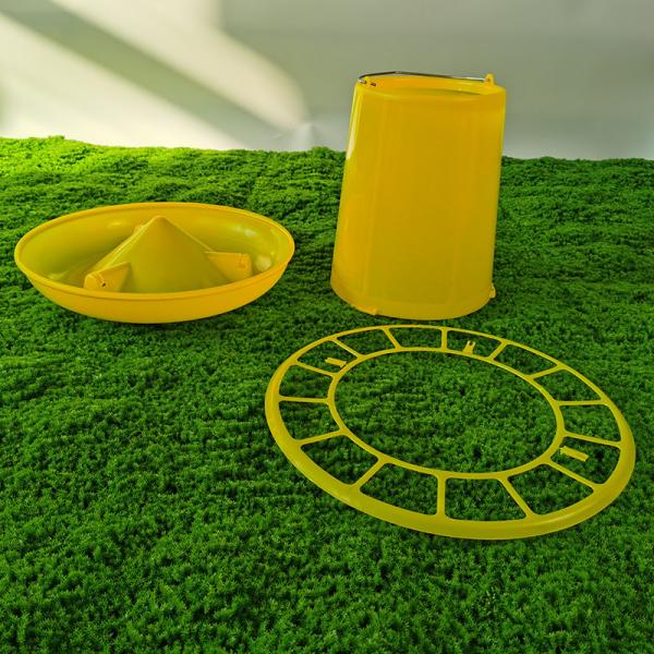 Quality Plastic Poultry Feed Bucket In Standard Size For Poultry Farm 31.4cm X 37.4cm for sale