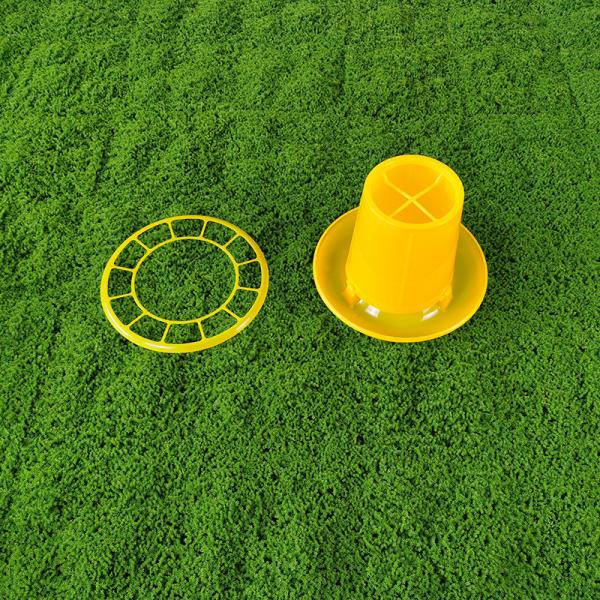 Quality Plastic Poultry Feed Bucket For Poultry Farming 4L 23cm X 29.6cm Capacity for sale