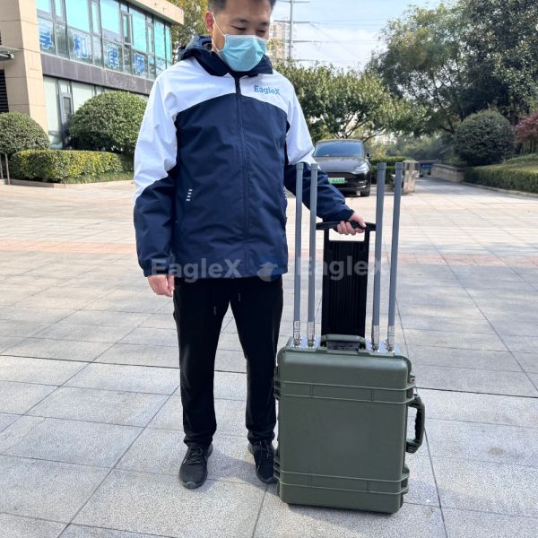 Quality 98% Drone Jammer Coverage 5.8 GHz 2KM FPV Jammer System with Up to 3 km for sale