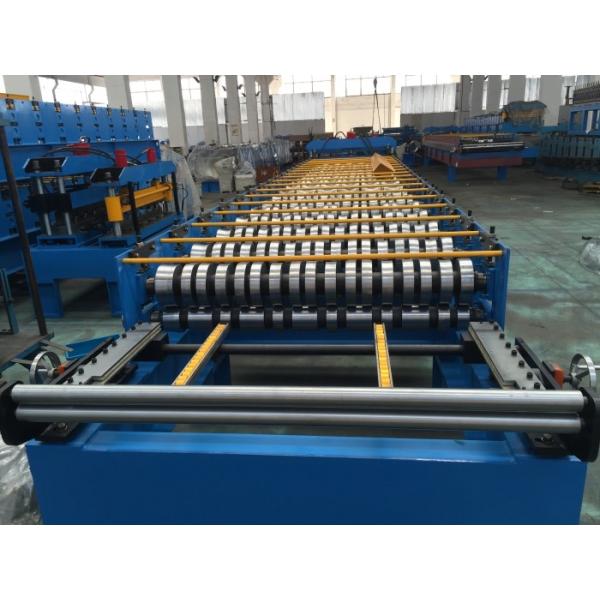 Quality Hydraulic Cutting Steel Roofing Tile Roll Forming Machine With Chain Drive 2-4m for sale