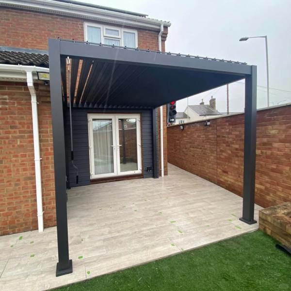 Quality Luxury outdoor shutters awning Terrace awning waterproof electric for sale