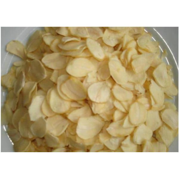 Quality Yellowish Flavorful Crispy Fried Garlic Flakes for sale
