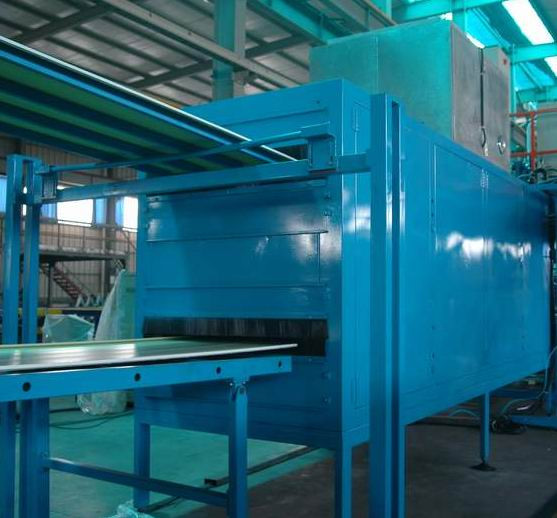 Quality 5.5KW PLC Control PU Sandwich Panel Production Line With Automatic Manual Spray for sale
