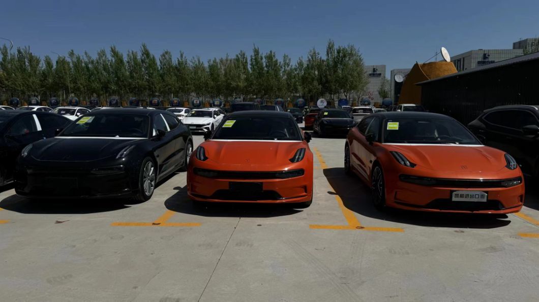 Hot Sales 001 You Version 100kwh (Orange +Z-S PORT) Customize Car