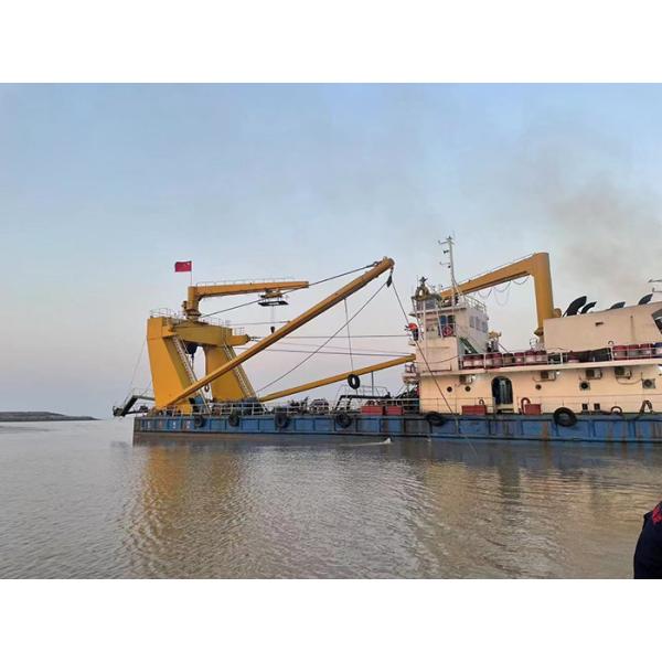 Quality 100cbm Versatile Sand Dredging Boat 5-6 Pieces Crown Type Suction Dredger Ship for sale