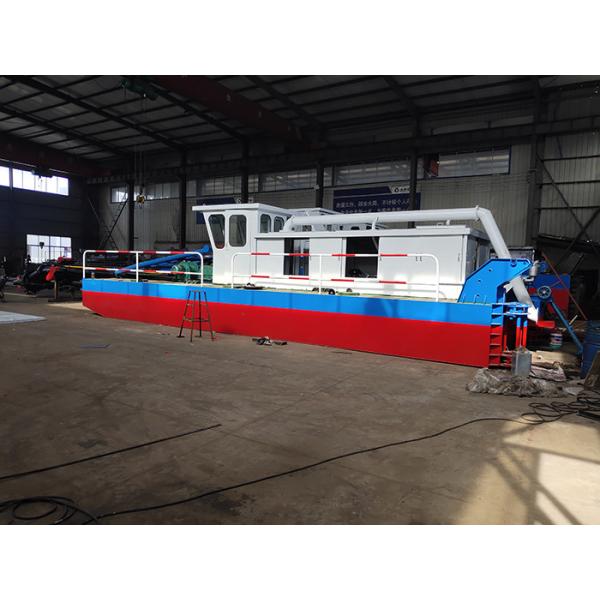 Quality 200 Cbm/H Hydraulic Mud Dredging Ship 16kw Red Color Used For River Dredging for sale