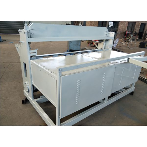 Quality Custom Fence Mesh Welding Machine 2.5mm - 6mm Welding Diameter Adjustable for sale