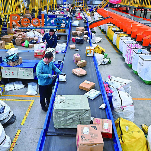 Quality Customized Warehouse Belt Conveyor Easy Installation For Courier Services for sale