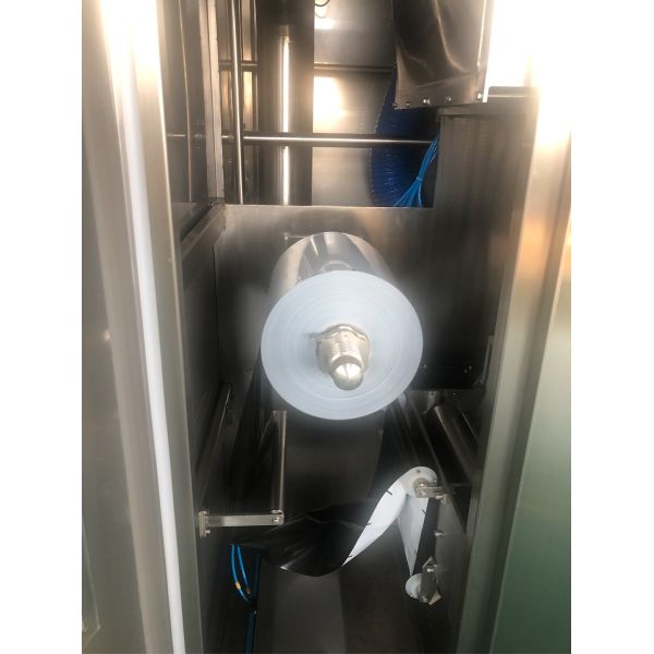 Quality Aseptic Pouch Filling Machine PCC Intelligent Computer Controllable Program for sale