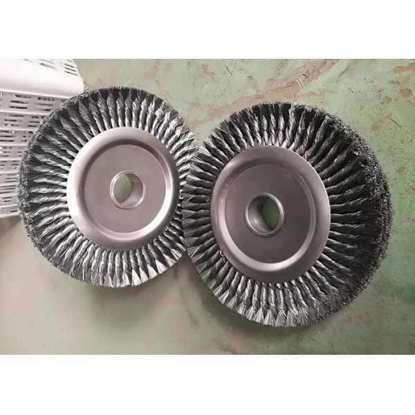 Quality Wire Descaling Brush / Knotted Wire Wheel Brush Four Knot Sections Combined for sale