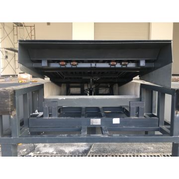 Quality Telescopic Dock Leveler Or Retractable Electric Dock Leveler Suit Each Loading for sale