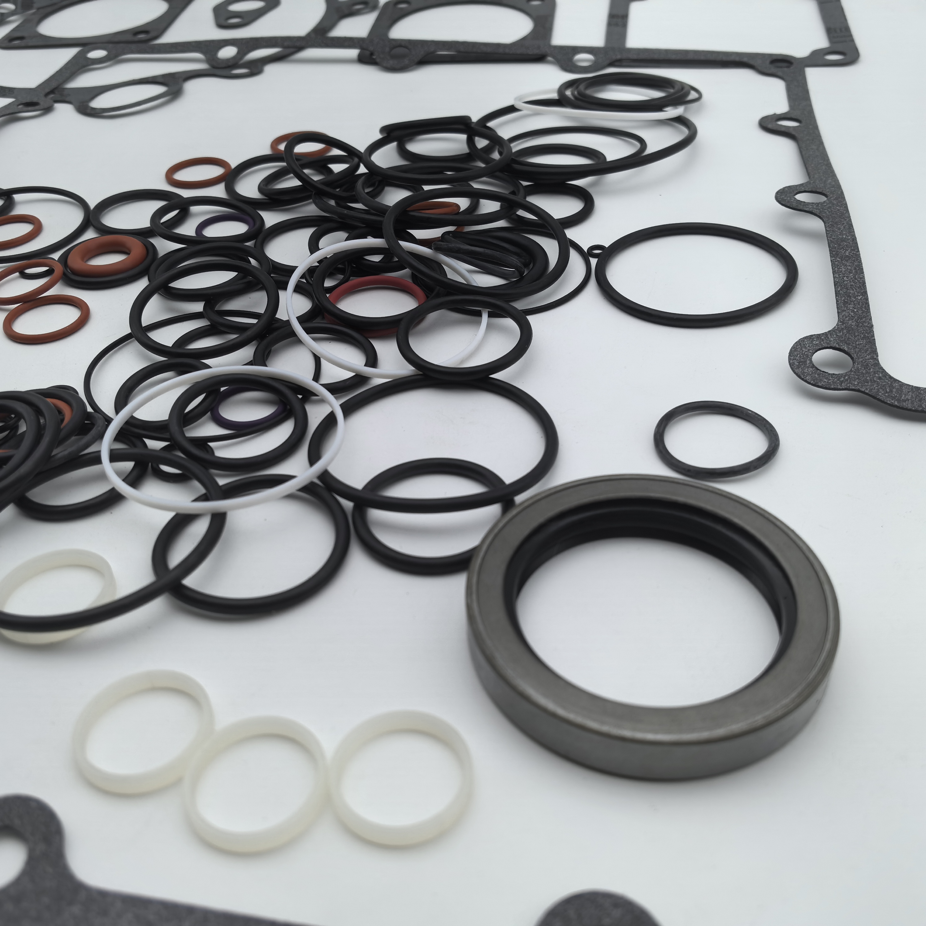 Quality TRANSMISSION GASKET KIT CTC-2882552 for sale