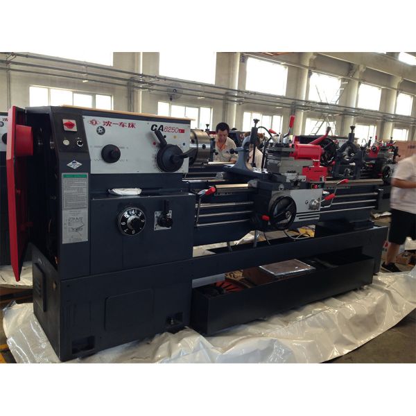 Quality CA6161A CA6261A Conventional Lathe Machine Tools Manual Universal 1600R/min for sale