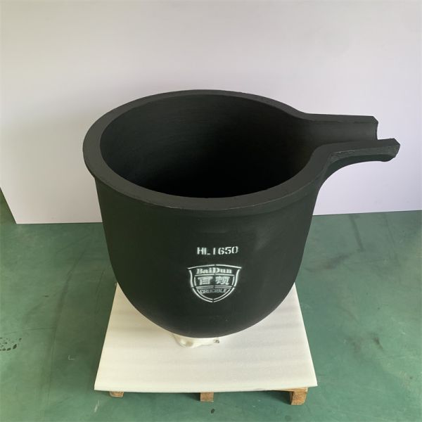 Quality Customized Small Graphite Crucible Cylindrical SiC Graphite Crucible for sale