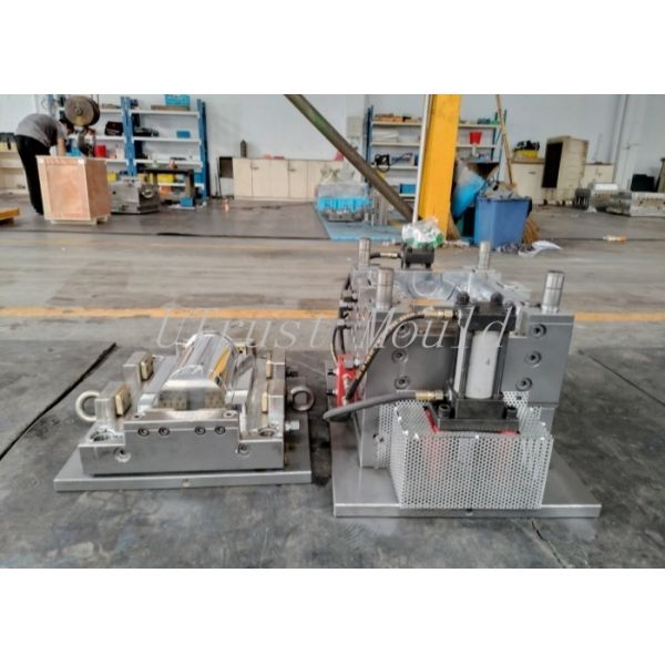 Quality Custom SMC Pipe Clamp Mold 300000-1000000 Shots Life for sale
