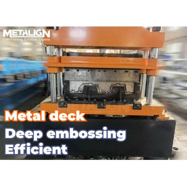Quality Customizable Metal Deck Forming Machine With Hydraulic Cutter And Chain Drive for sale