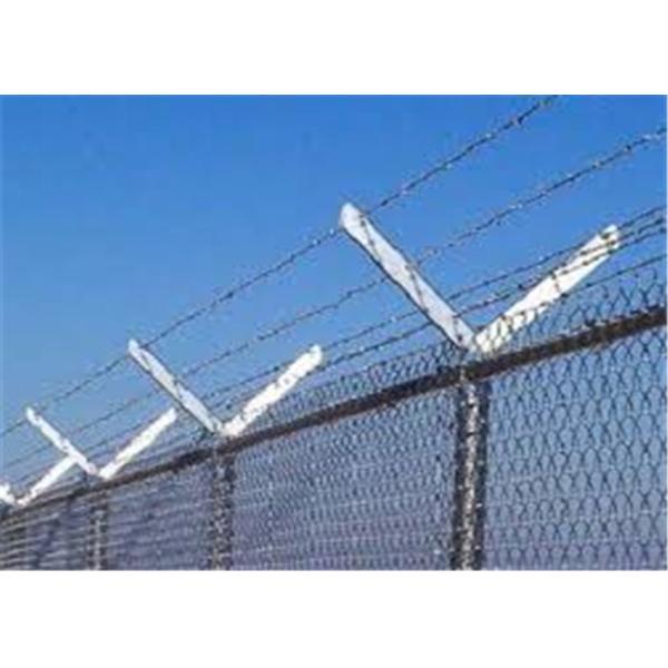 Quality 6 Strand 45° Barb Wire Arm For Chain Link Fence for sale
