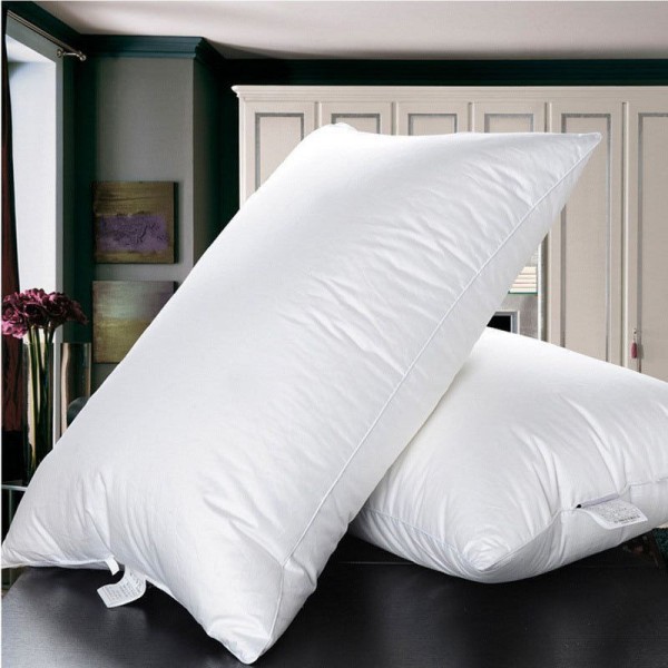 Quality Dust Resistant Hotel Quality Down Pillows Customized For Adults for sale