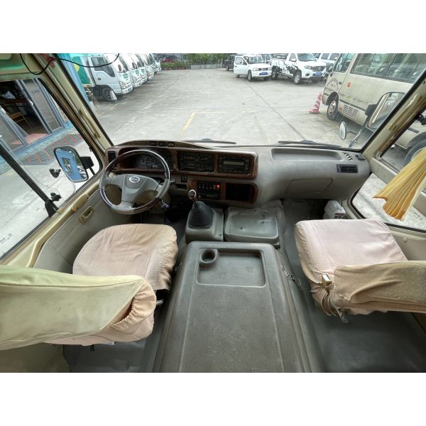 Quality King Long Second Hand Mini Bus 23 Seats Model Left Hand Drive for sale