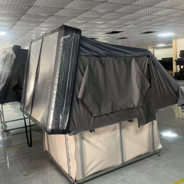 Quality XXL Outdoor Side Open Roof Top Tent  For 3-4 Person Camping With CE Certification for sale