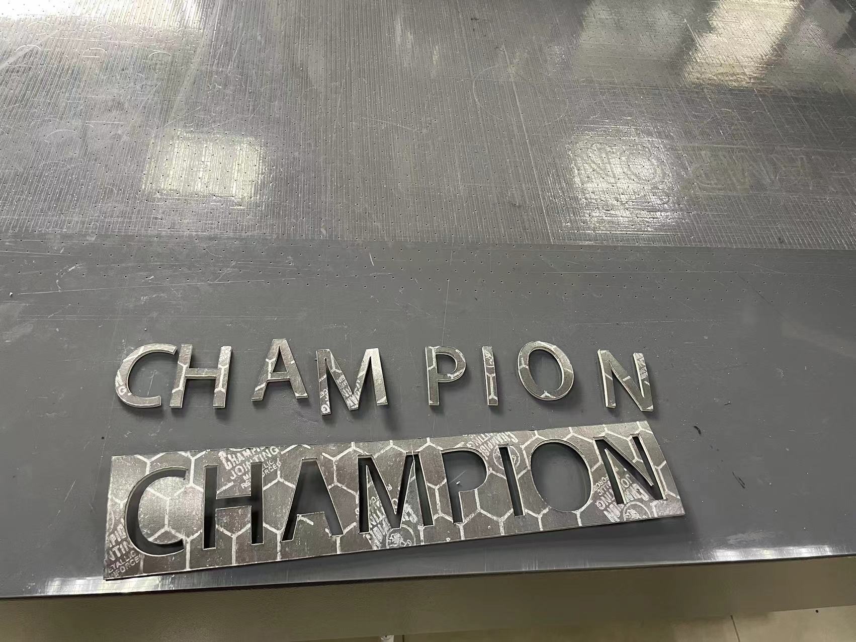 GRAPHITE SHEETS METTALIC WIRE sealant gasket cutting machine