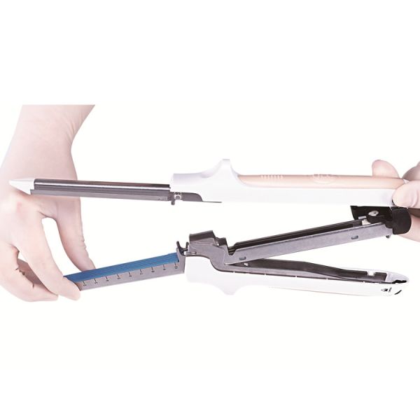Quality 4.8mm Single Use Linear Cutting Stapler with Double-sided firing for sale