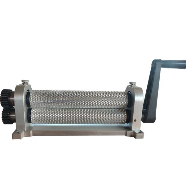 Quality Manual Aluminum Alloy Beeswax Machine For Making Beeswax Foundation Sheet for sale