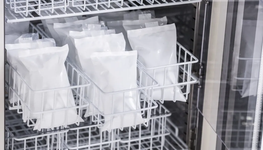 4 Degrees Blood Storage 108L Vertical Blood Bank Refrigerator for Hospital