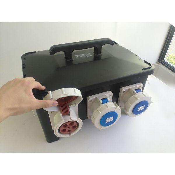 Quality Black Load Master Generator Power Distribution Box With Overcurrent Protection for sale