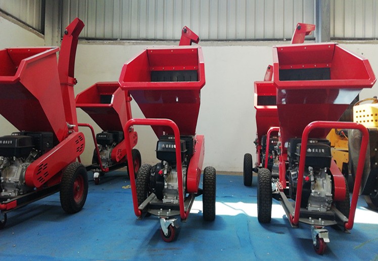 7.5HP Gasoline Engine Powered ATV Drum Wood Chipper Shredder Machine Wood Chipper